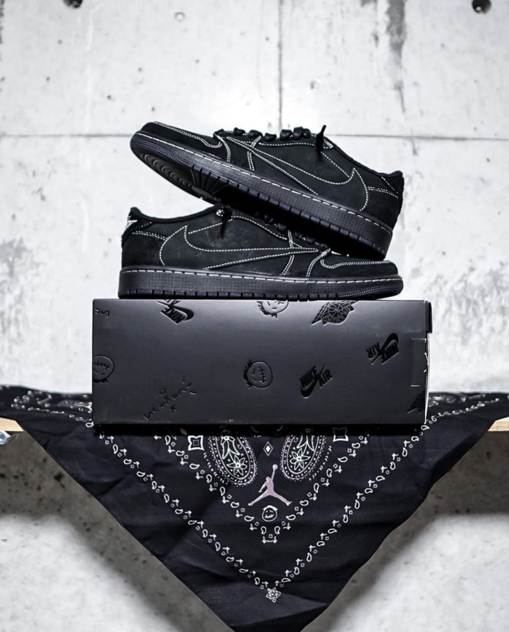 Travis Scott x AJ1 Low Black Phantom First Copy - BUYON